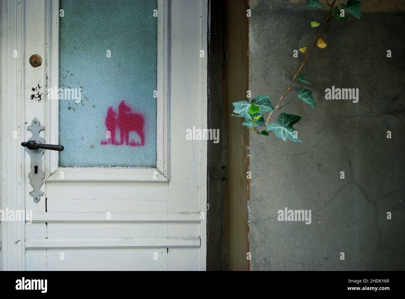 Front figures hi-res stock photography and images - Alamy