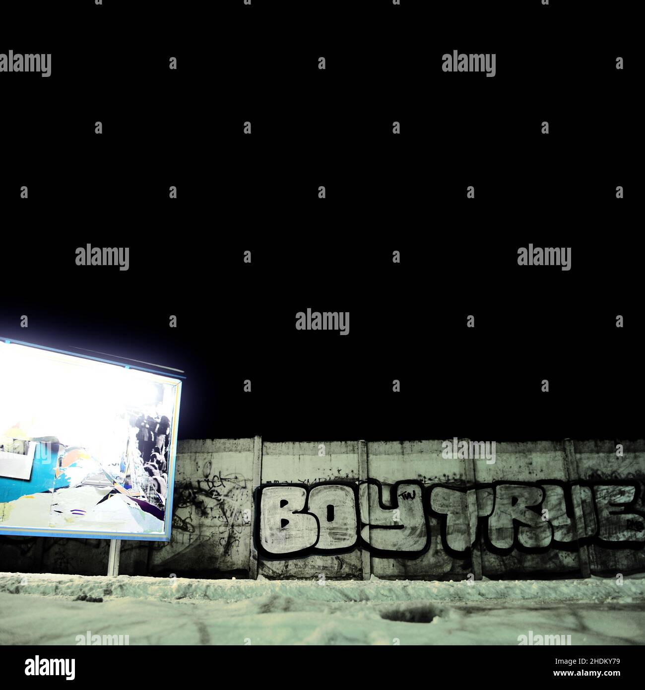 Torn billboard advertising hi-res stock photography and images - Alamy