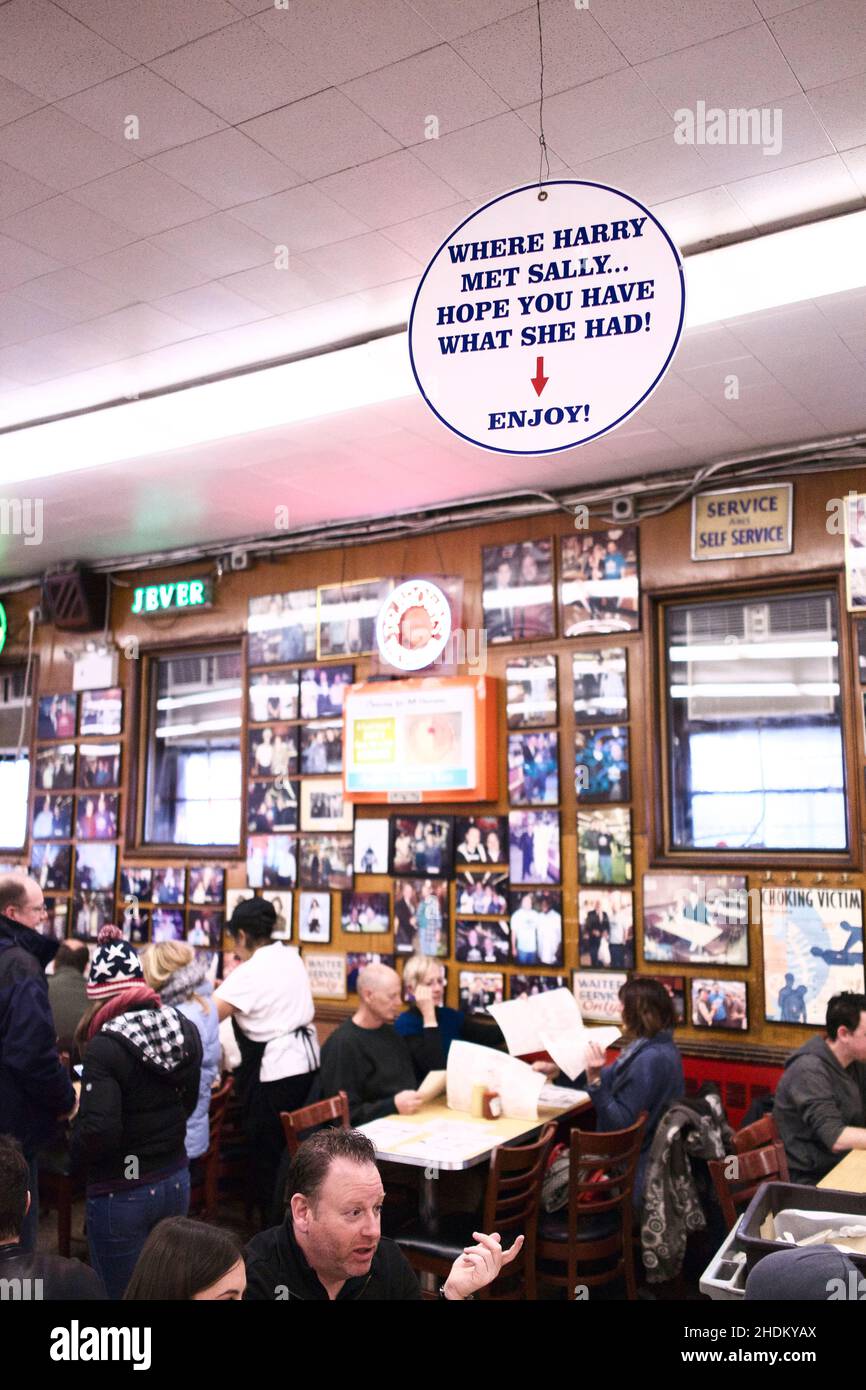 Where harry met sally sign hi-res stock photography and images - Alamy