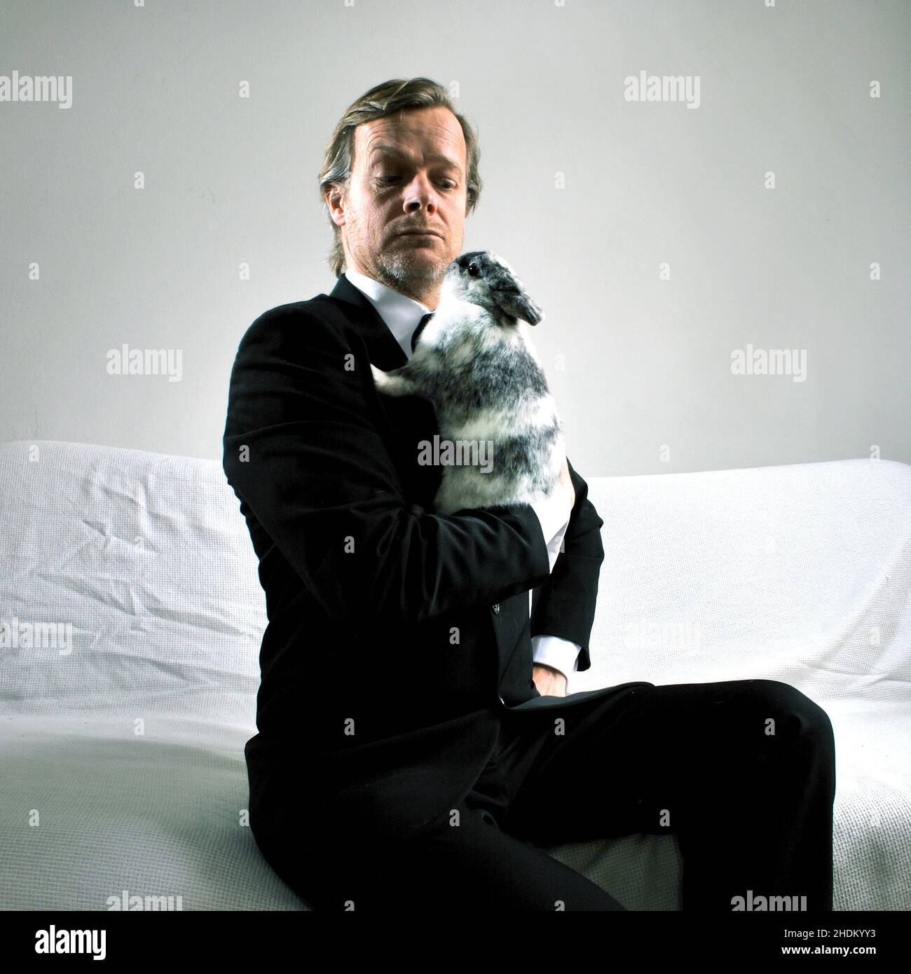 People dressed as rabbits hi-res stock photography and images - Alamy