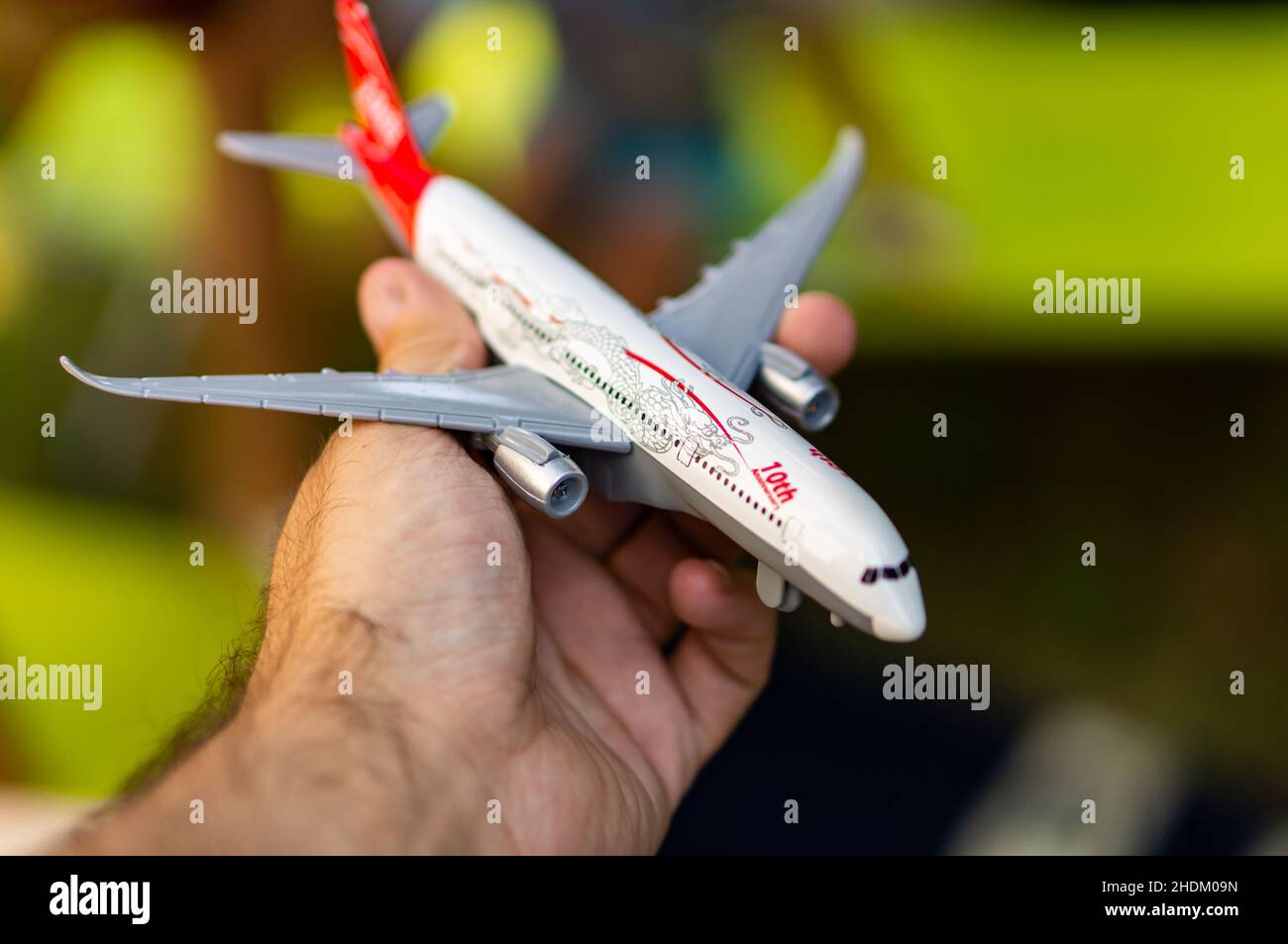 Hand model aircraft hi-res stock photography and images - Alamy