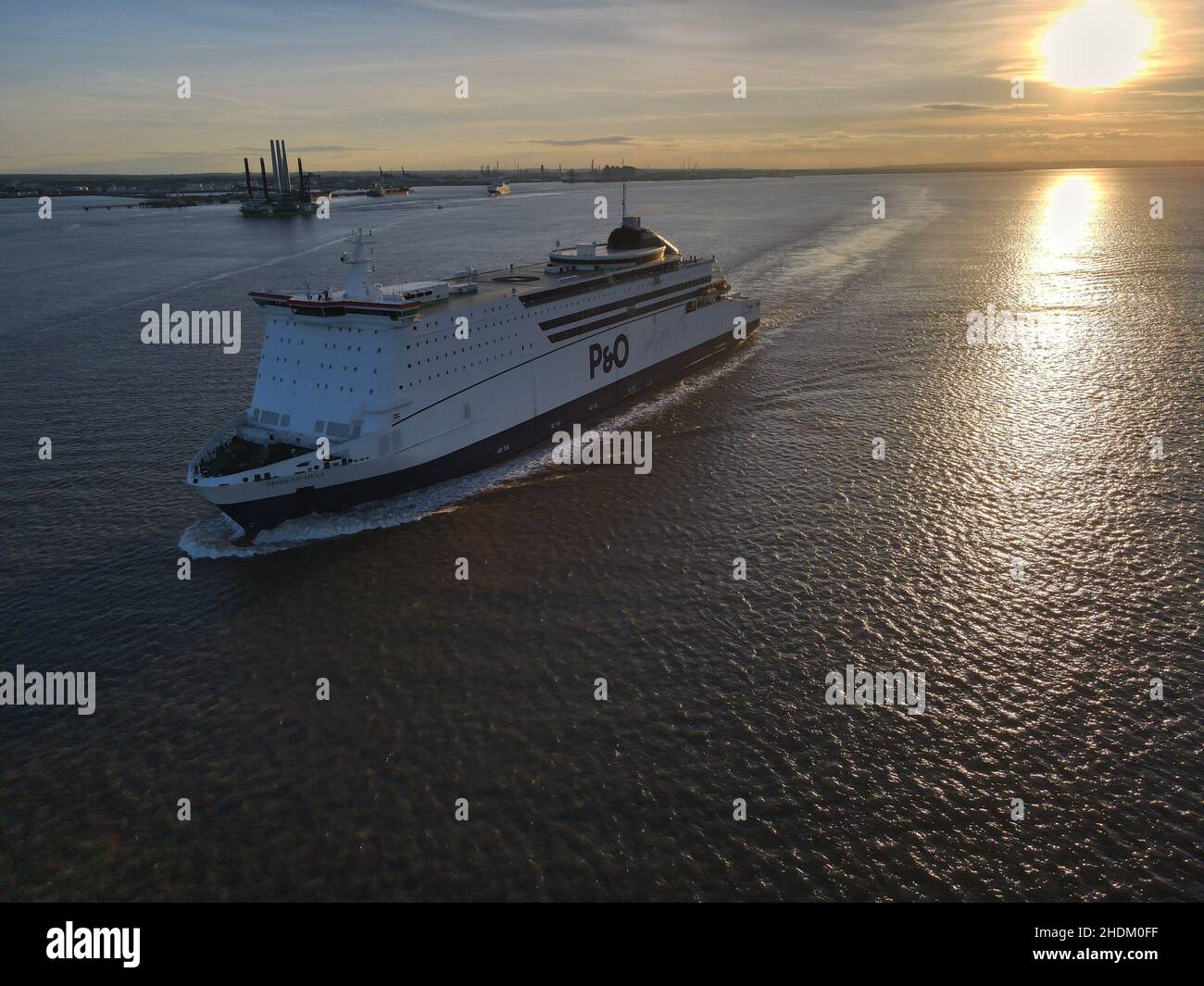 Overhead shot of P&O Ferry on the River Humber leaving Hull for The ...