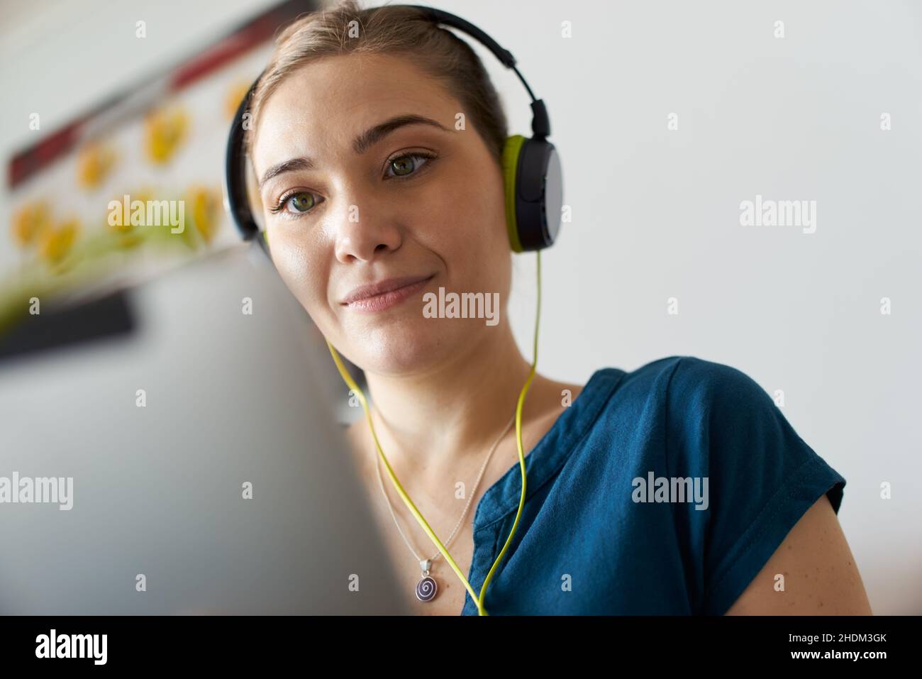 woman, headphones, listening music, female, ladies, lady, women ...