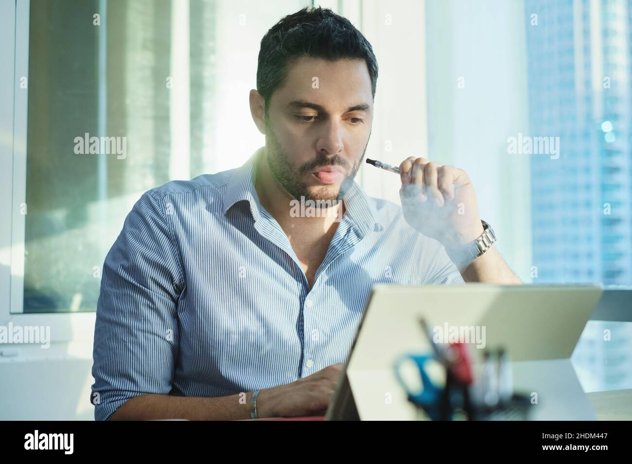 office, desk, working, concentrated, offices, desks, concentrateds ...