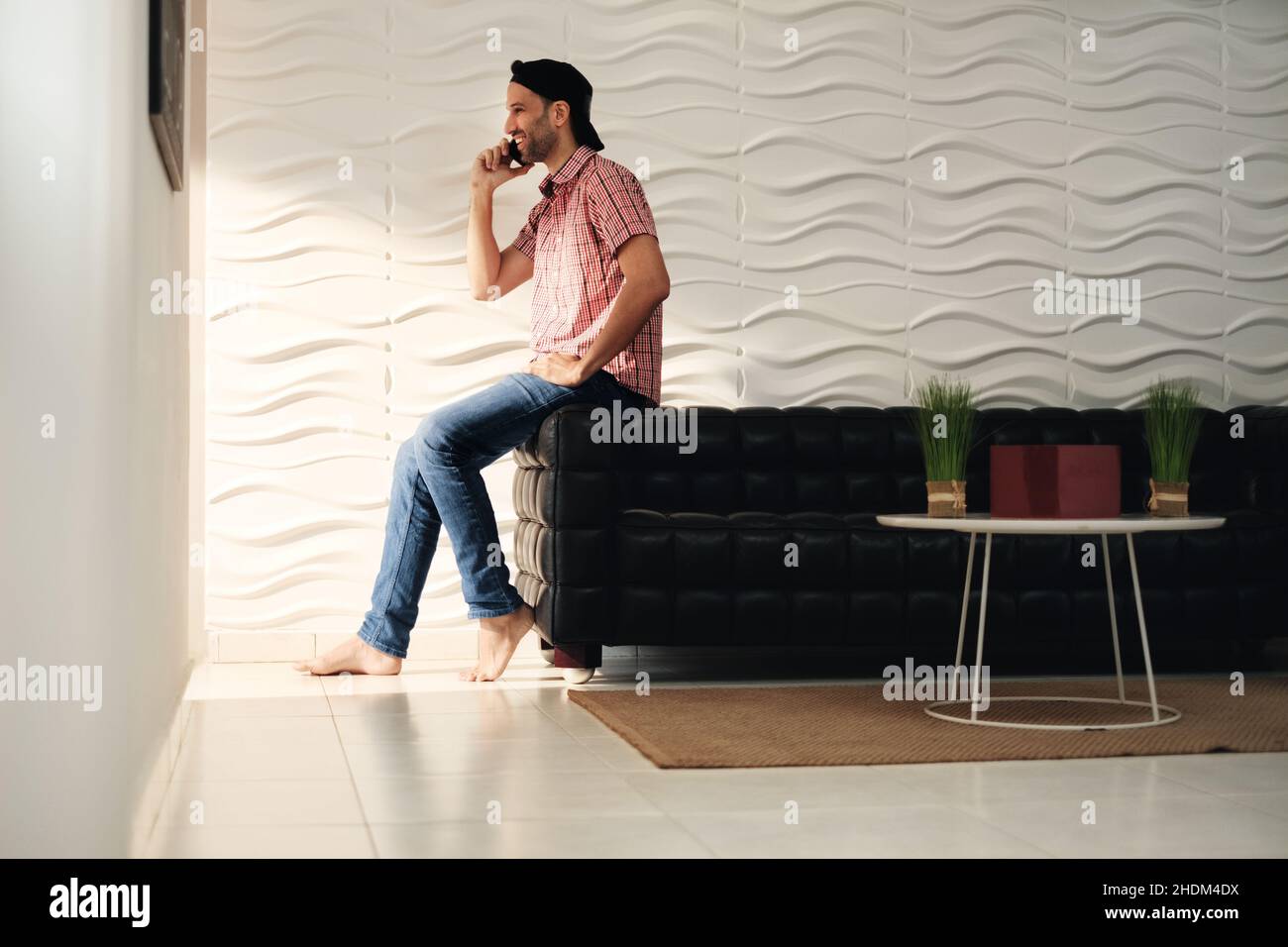 home, on the phone, smart phone, homes, on the phones, smart phones ...