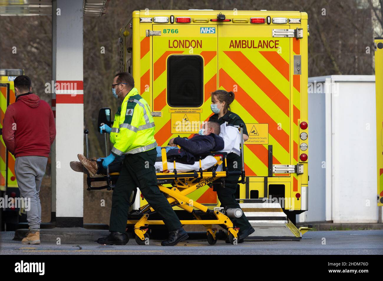Covid hospital ward uk hi-res stock photography and images - Alamy