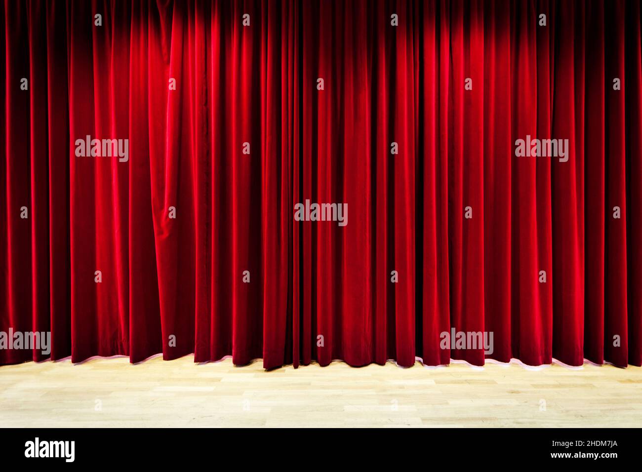 Theatre curtains theater curtains hi-res stock photography and images ...