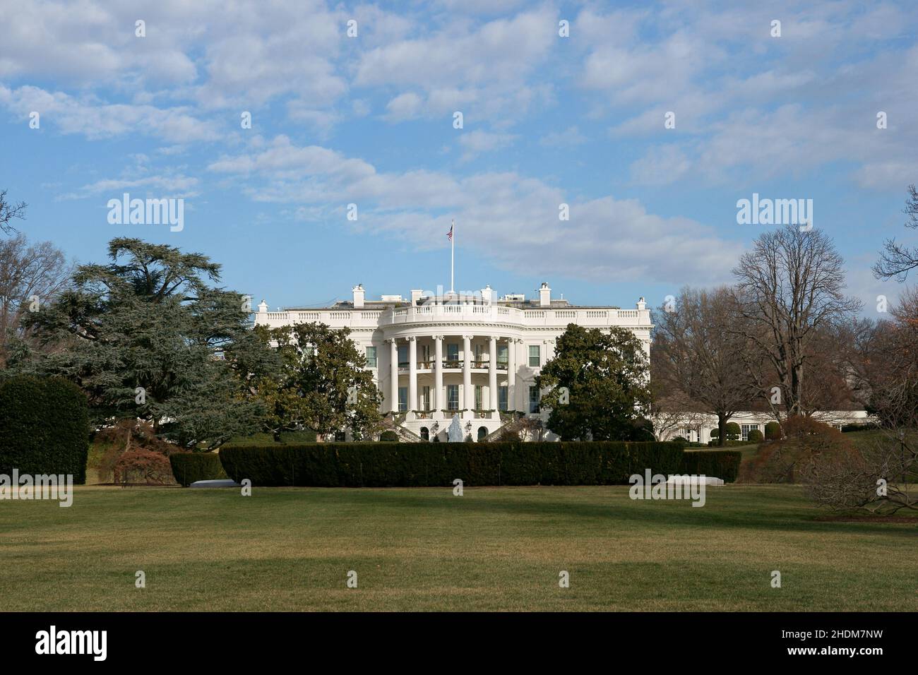 White house building hi-res stock photography and images - Alamy