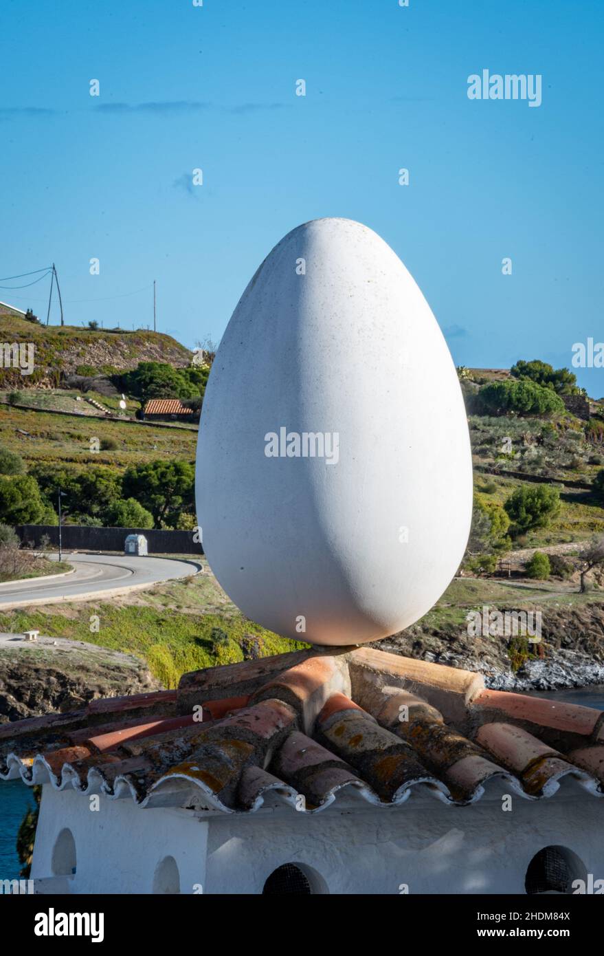Sculpture of an egg on a roof Stock Photo - Alamy