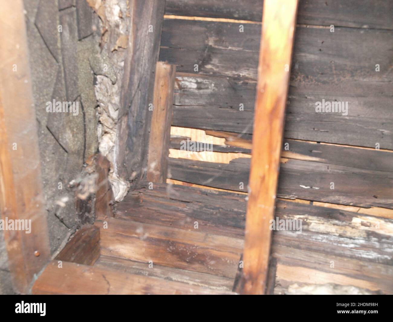House in disrepair Stock Photo - Alamy
