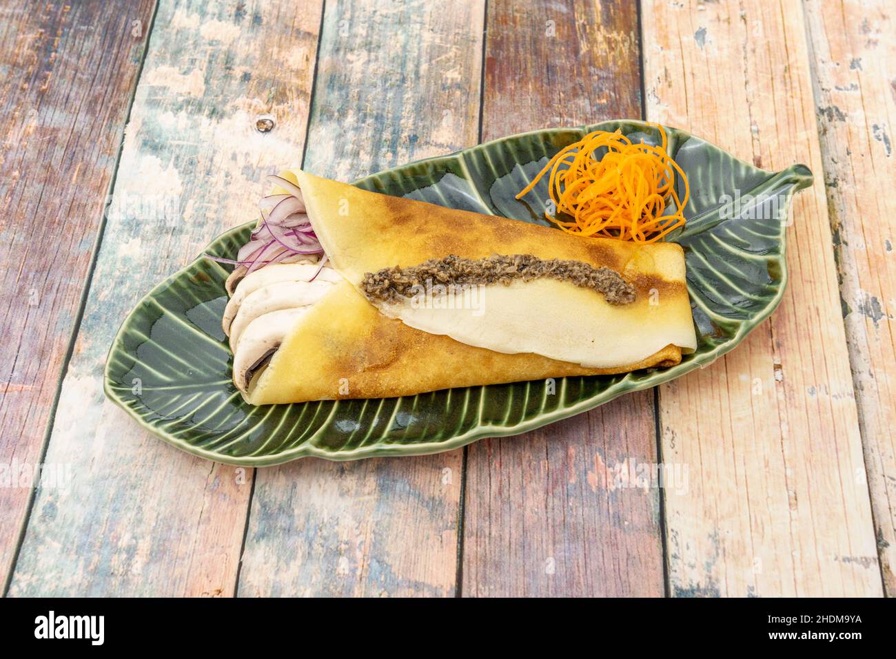crepes to the European recipe of French origin made mainly of wheat ...