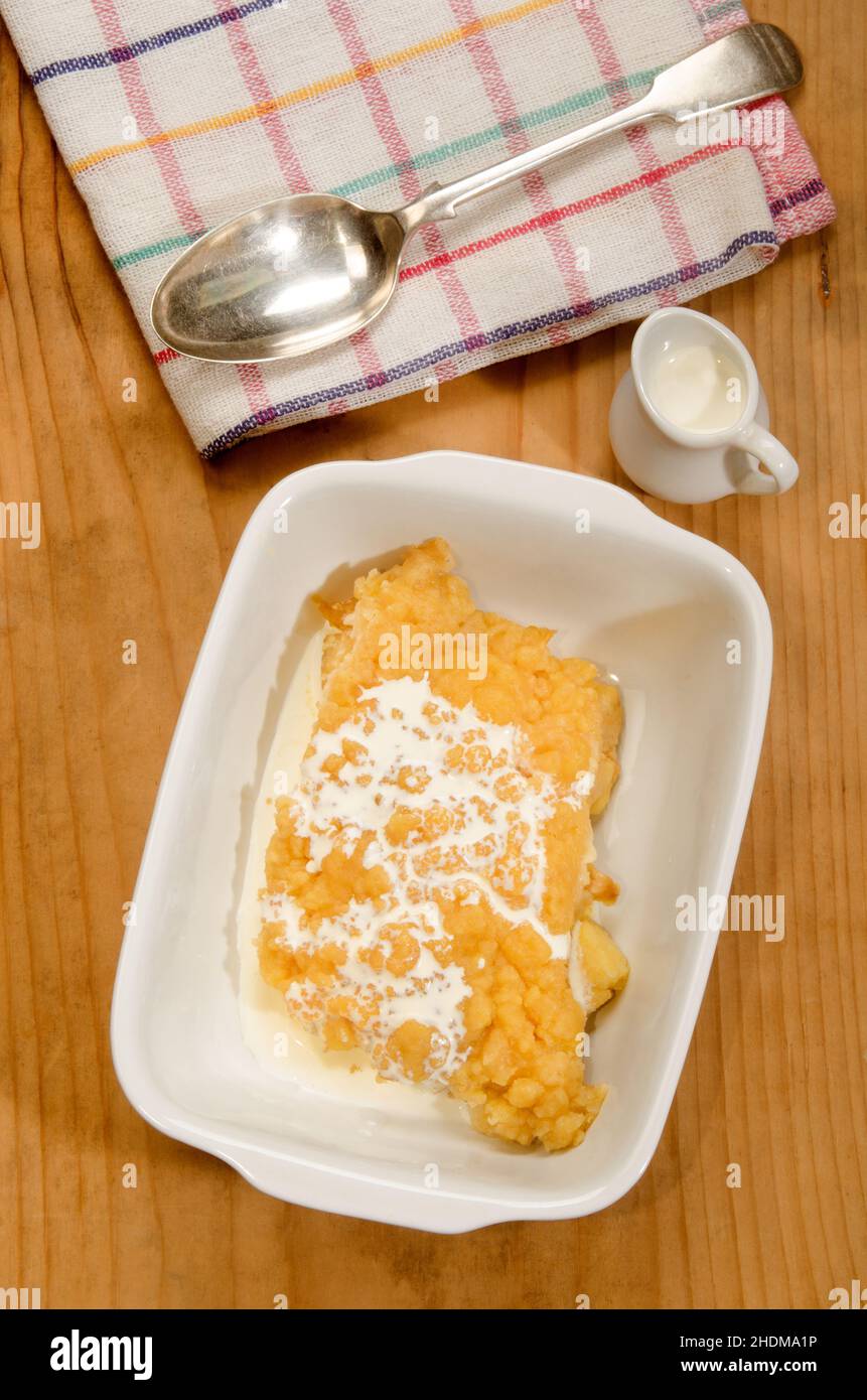 english cuisine, apple crumble, british cuisine, british food, english ...