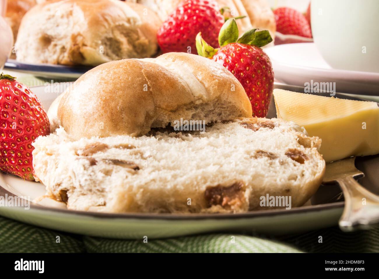 Hot cros bun hi-res stock photography and images - Alamy