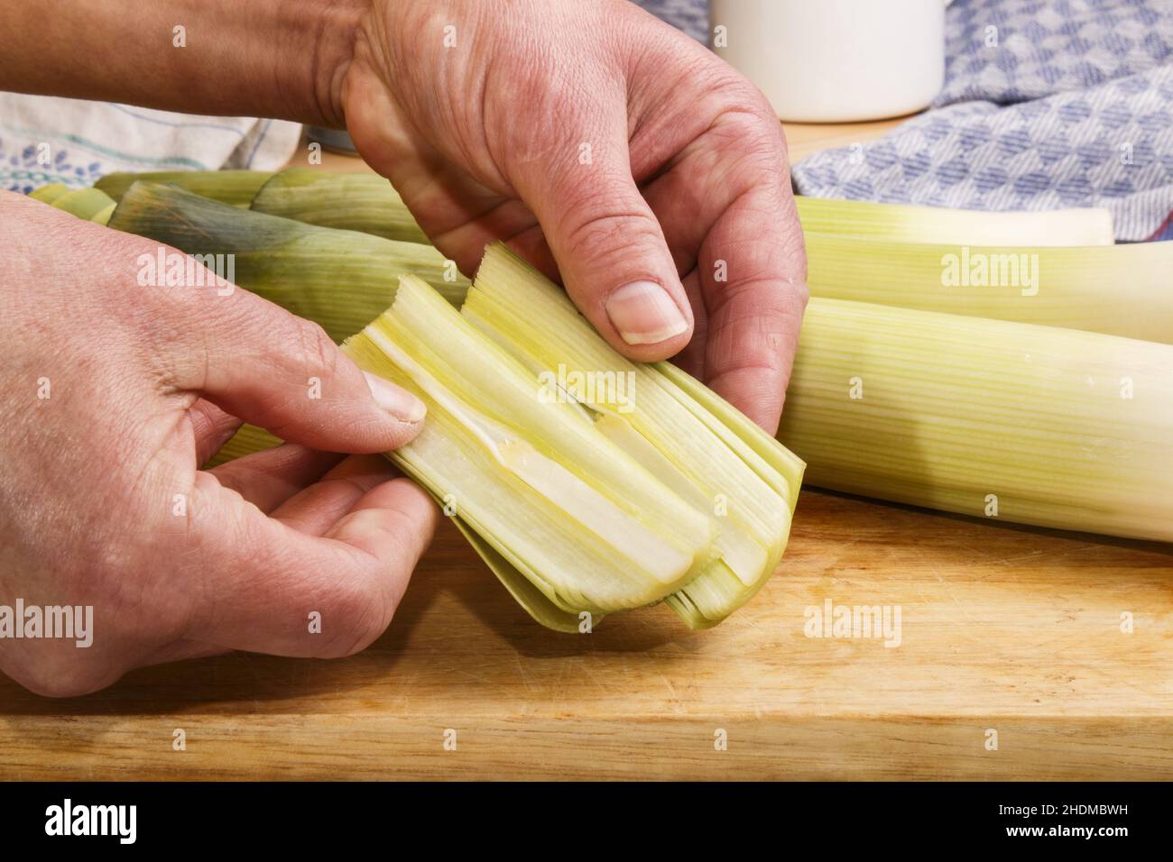 Leeks and garlic hi-res stock photography and images - Alamy