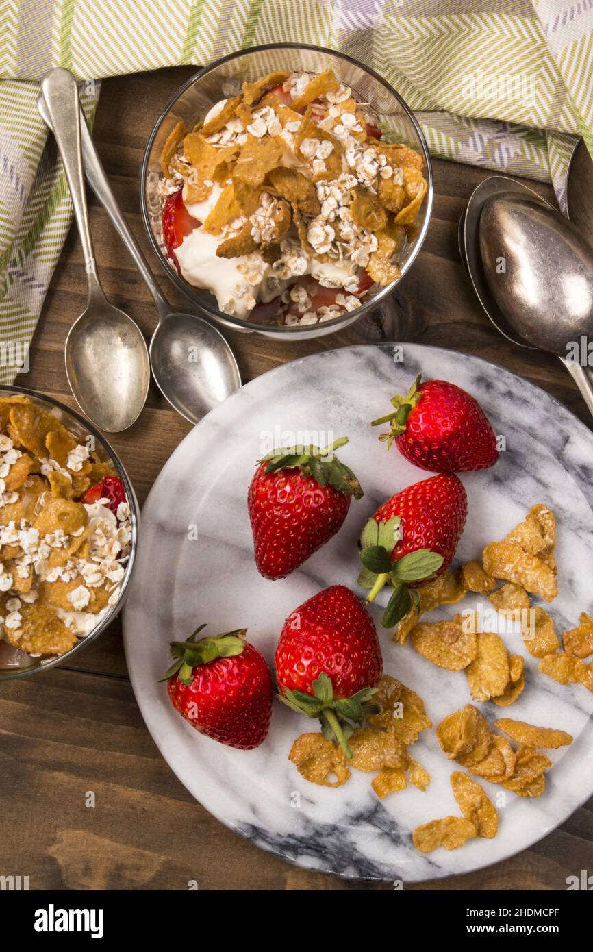 dessert, strawberries, corn flakes, desserts, strawberry Stock Photo ...