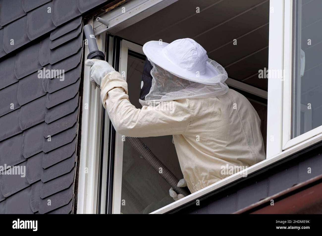 protective suit, pest control, exterminator, protective suits, pest ...