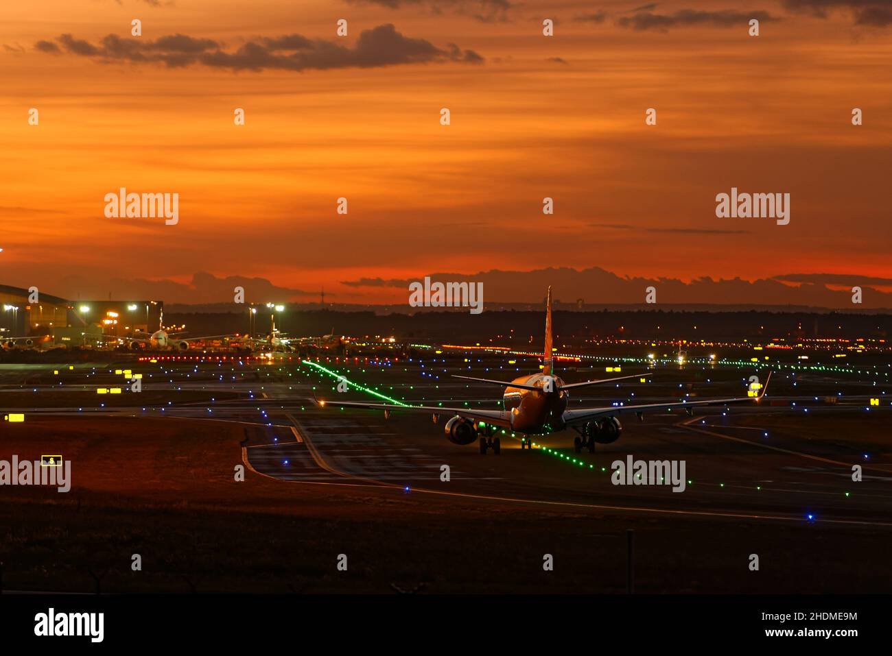 Frankfurt airports hi-res stock photography and images - Alamy