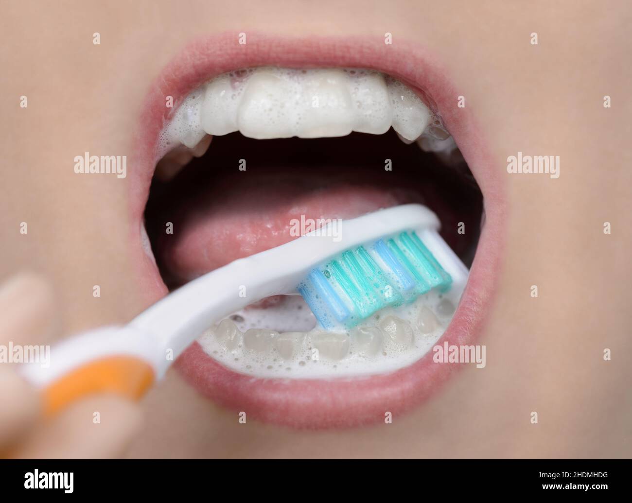 dental hygiene, teeth brushing, dental hygienes Stock Photo - Alamy