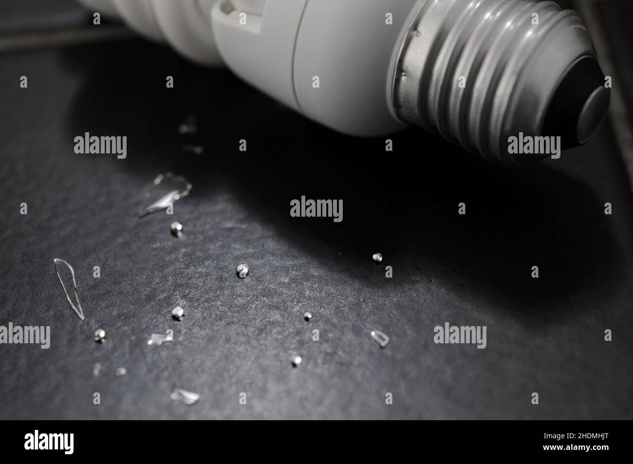 broken, fluorescent lamp, brokens, fluorescent lamps Stock Photo - Alamy