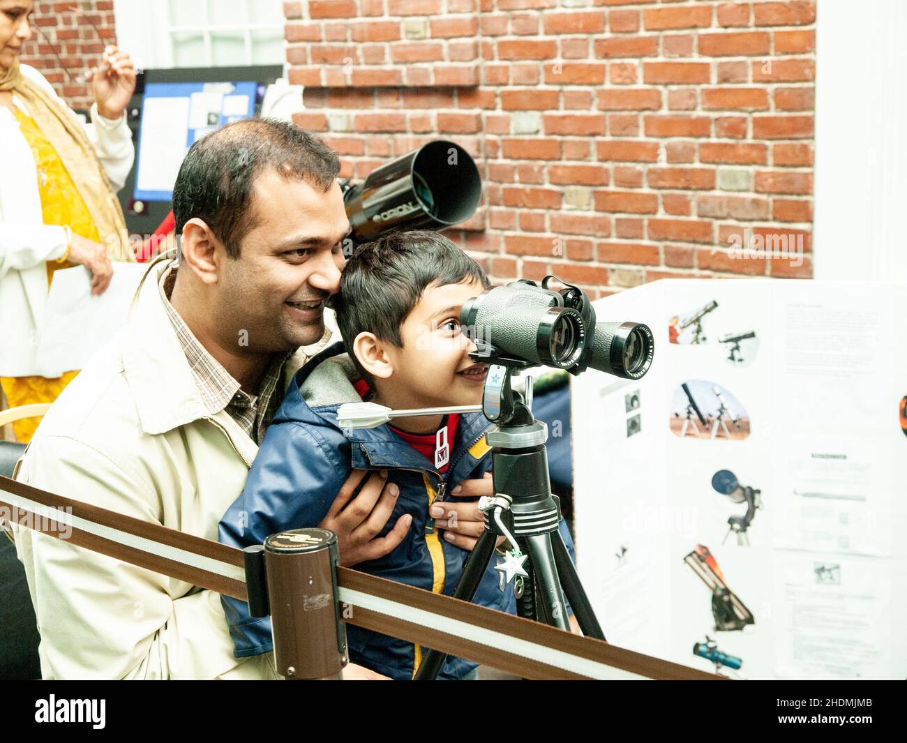 Kids with telescopes Stock Photo - Alamy