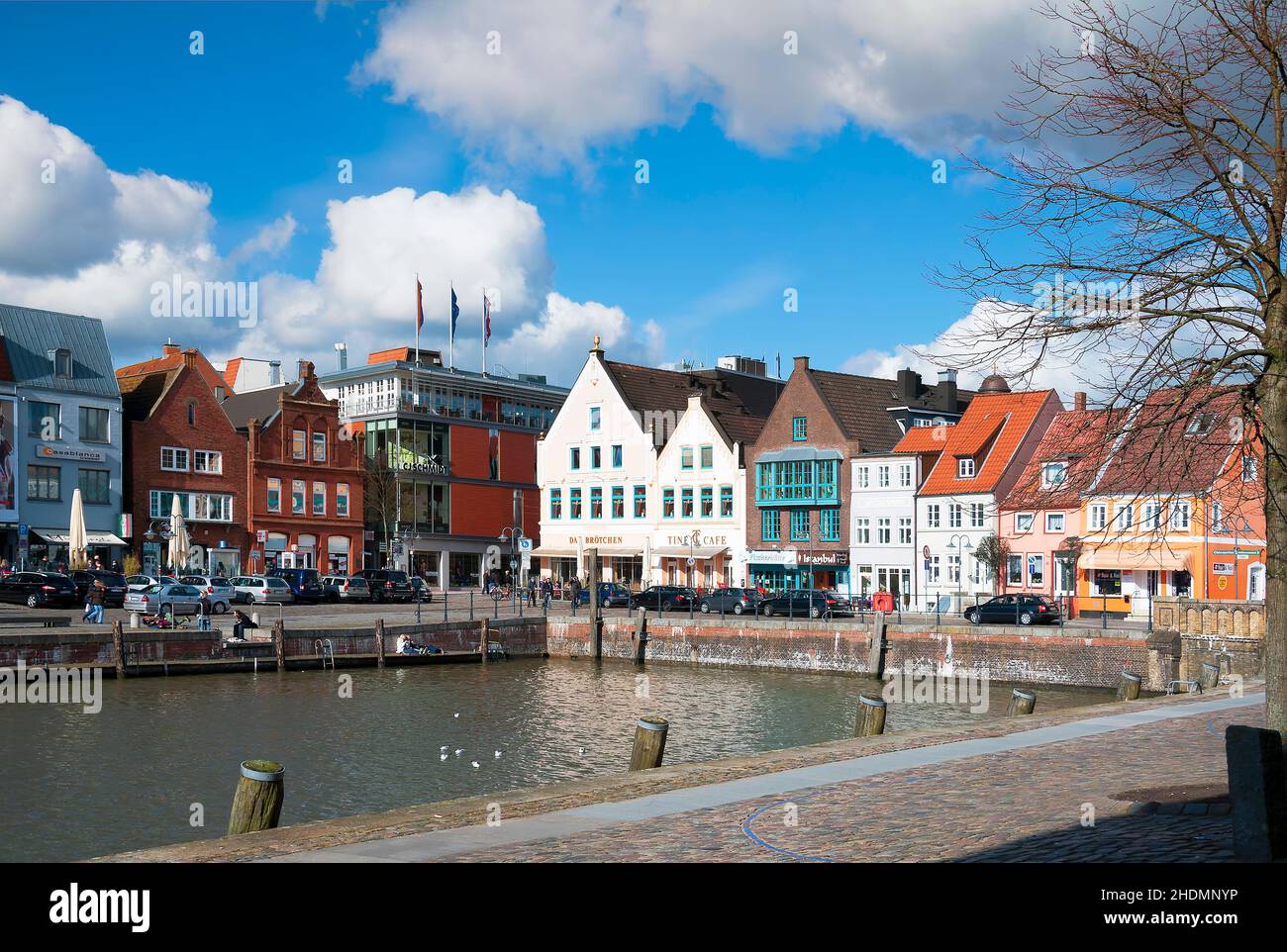 Inland ports hi-res stock photography and images - Alamy