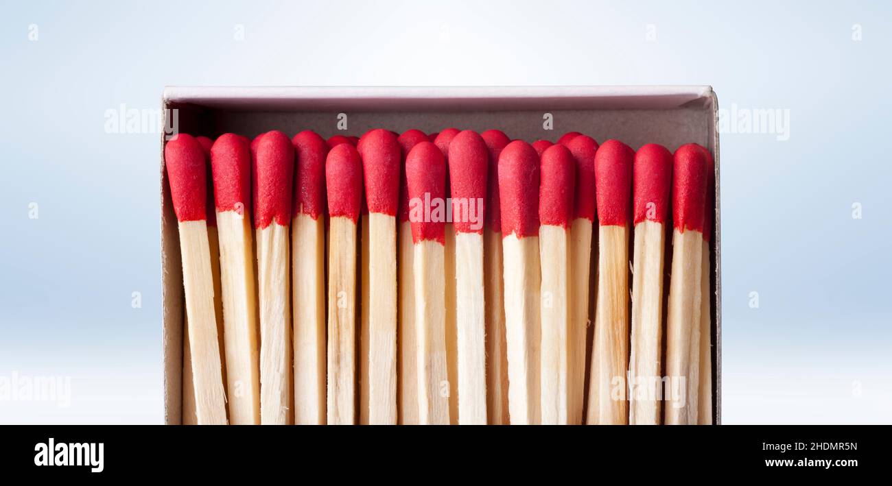 Matches box hi-res stock photography and images - Alamy
