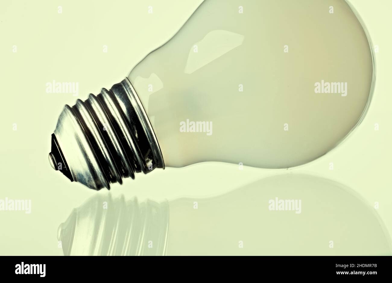 Light bulb technique hi-res stock photography and images - Alamy