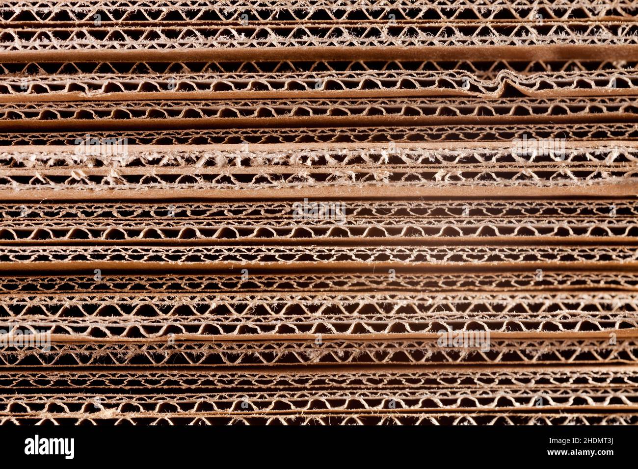 Papers corrugated hi-res stock photography and images - Alamy