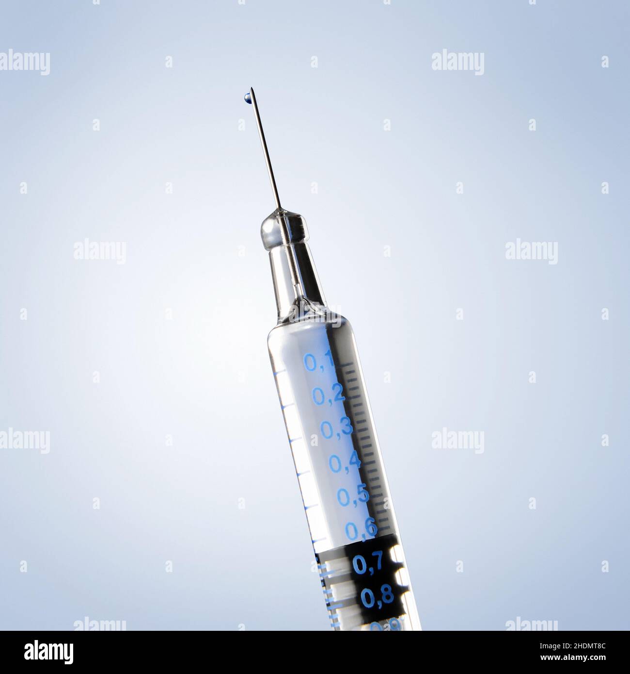 injecting, syringe, injection, syringes, injections Stock Photo - Alamy