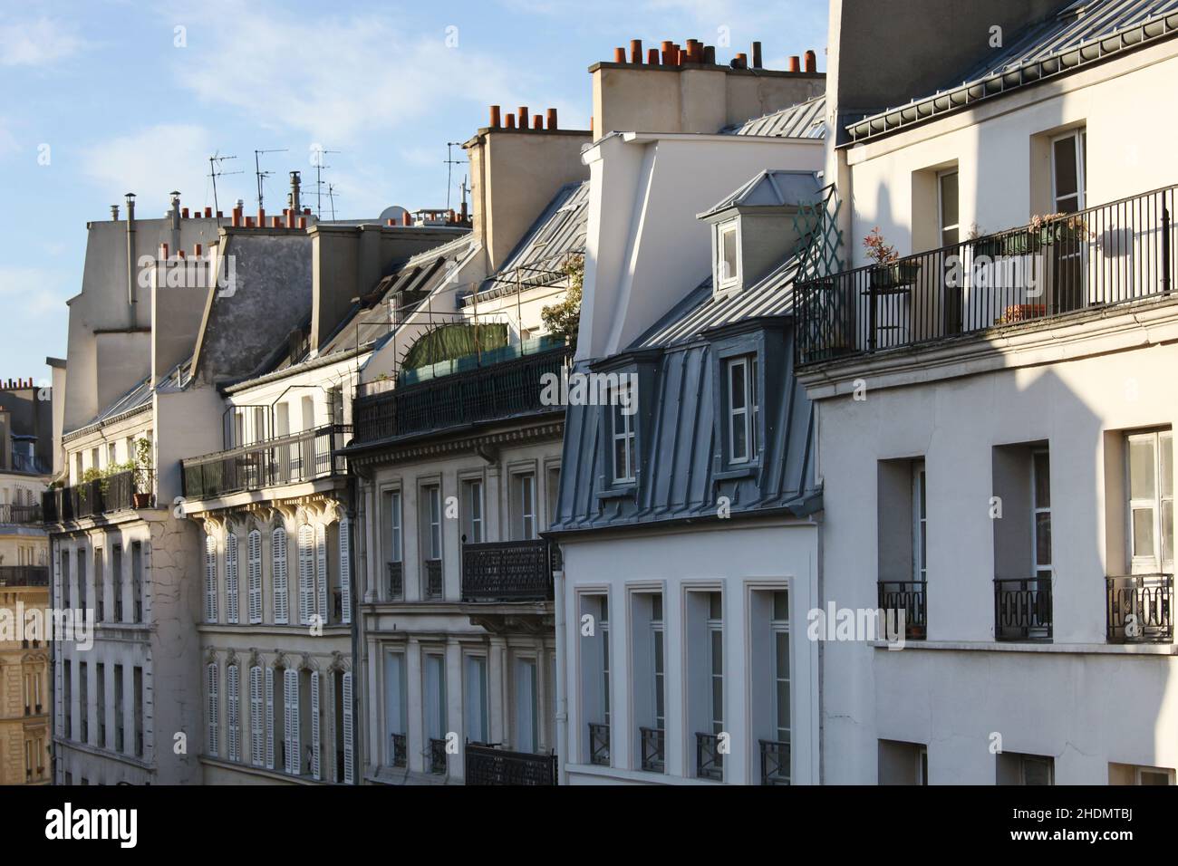 Old house houses paris hi-res stock photography and images - Alamy