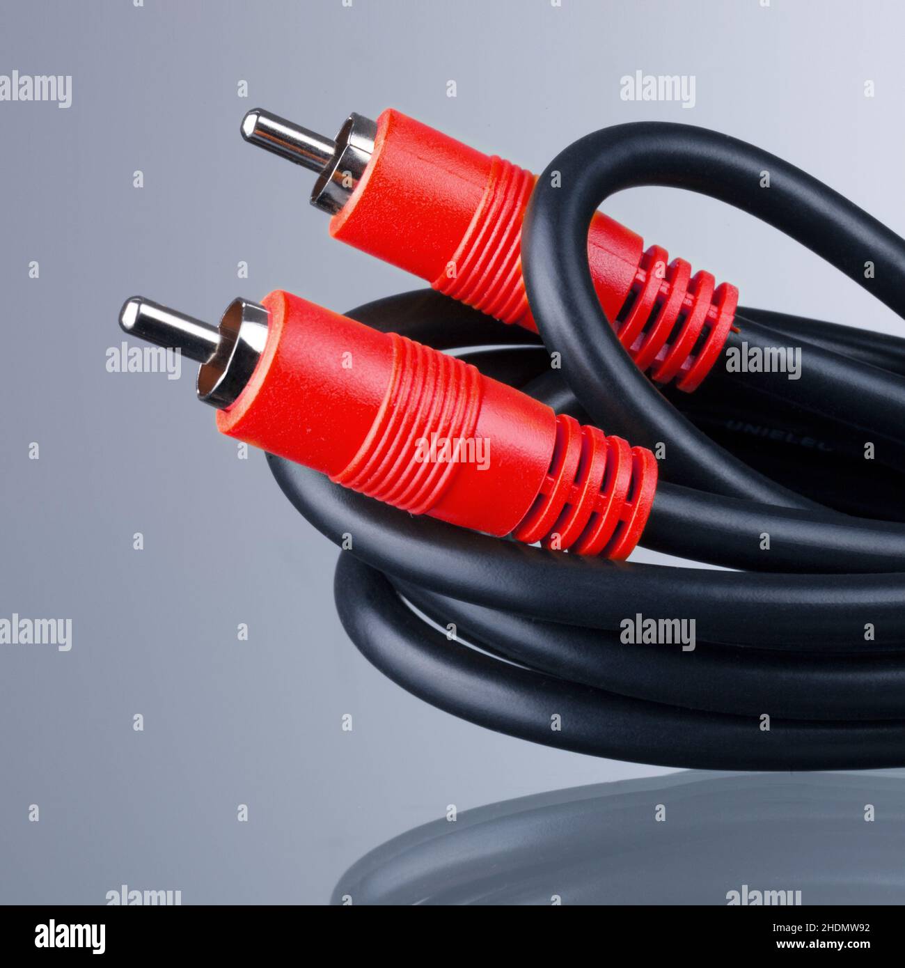 Cinch connector hi-res stock photography and images - Alamy
