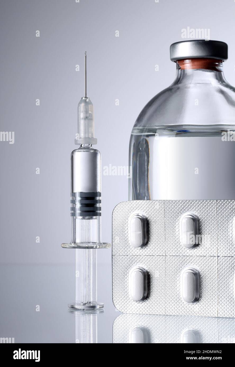 medicine, syringe, medicines, syringes Stock Photo - Alamy