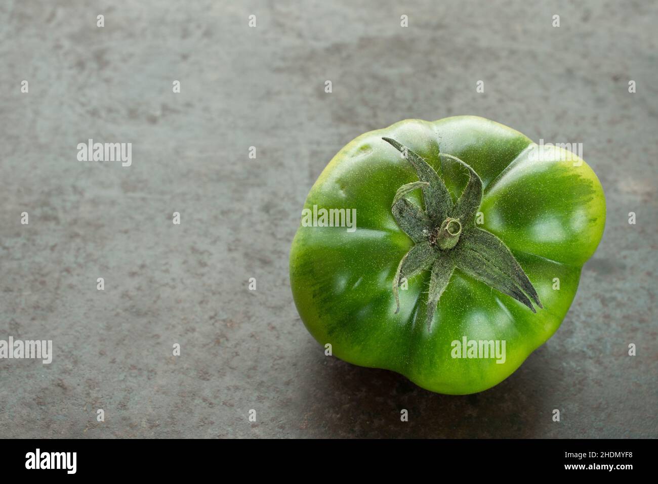 green tomato, green tomatos Stock Photo - Alamy