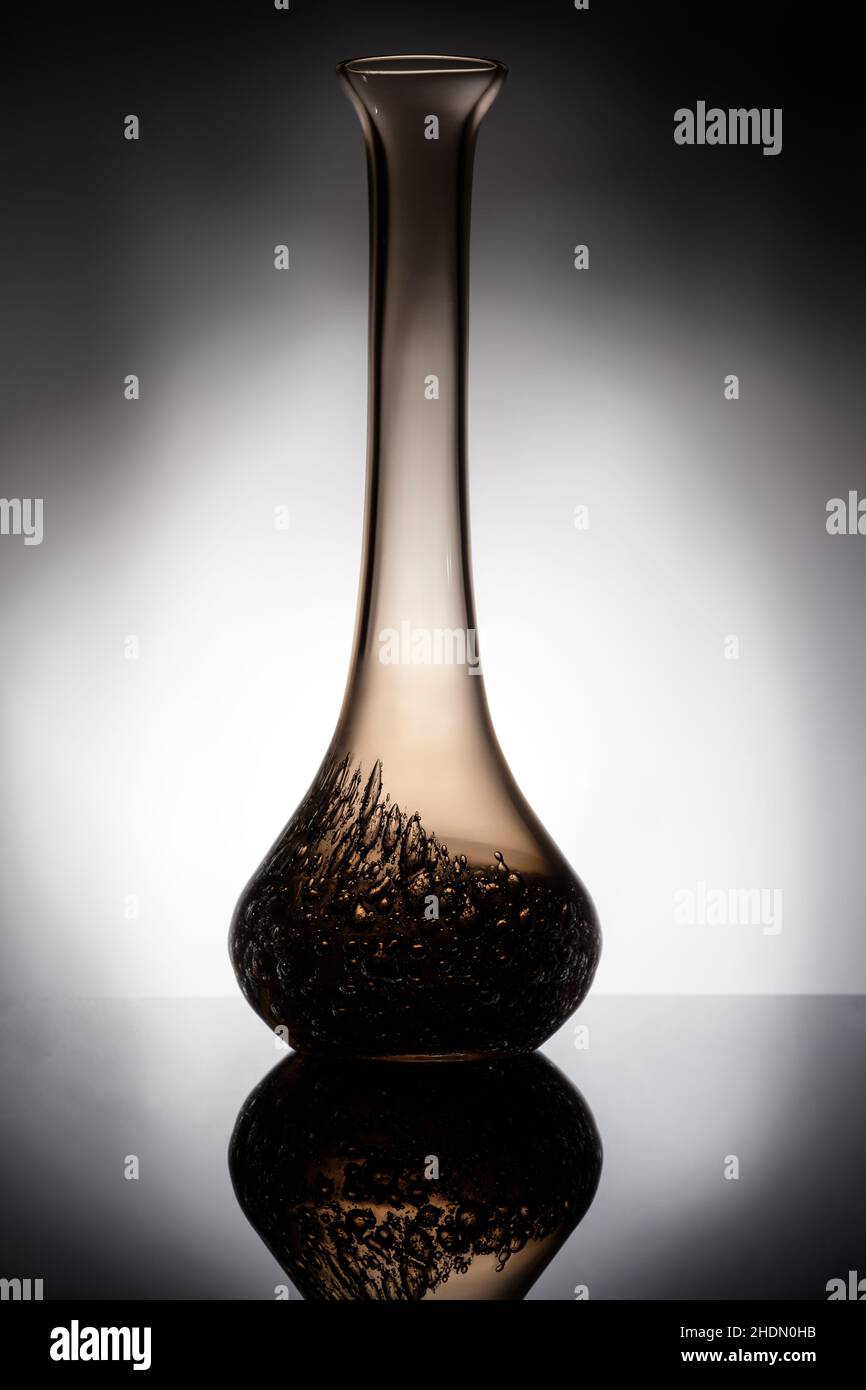 Blown glass vases hi-res stock photography and images - Alamy