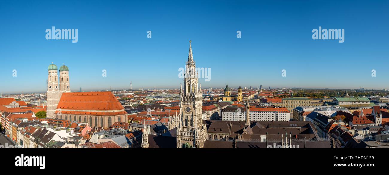 Old town munich hi-res stock photography and images - Alamy