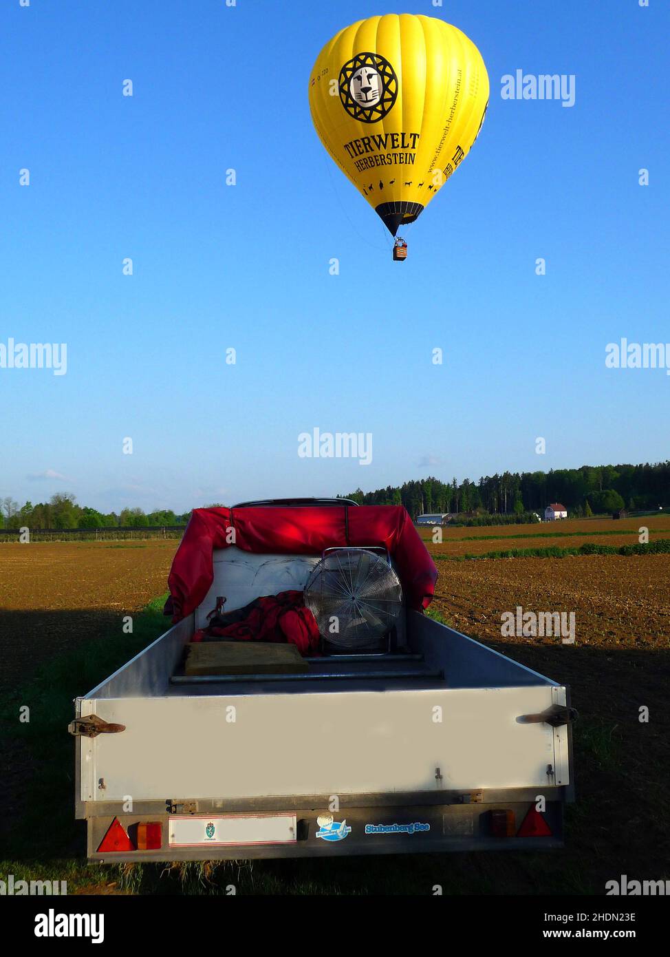 hot air balloon, balloon ride, hot air balloons, balloon rides Stock Photo - Alamy