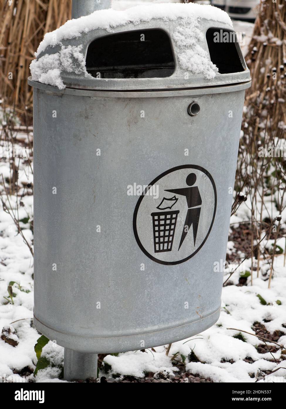 trash, waste, trashs, wastes Stock Photo - Alamy