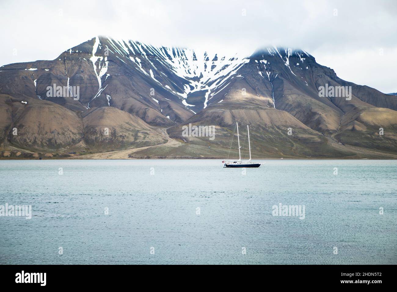 Norway’s svalbard islands hi-res stock photography and images - Alamy