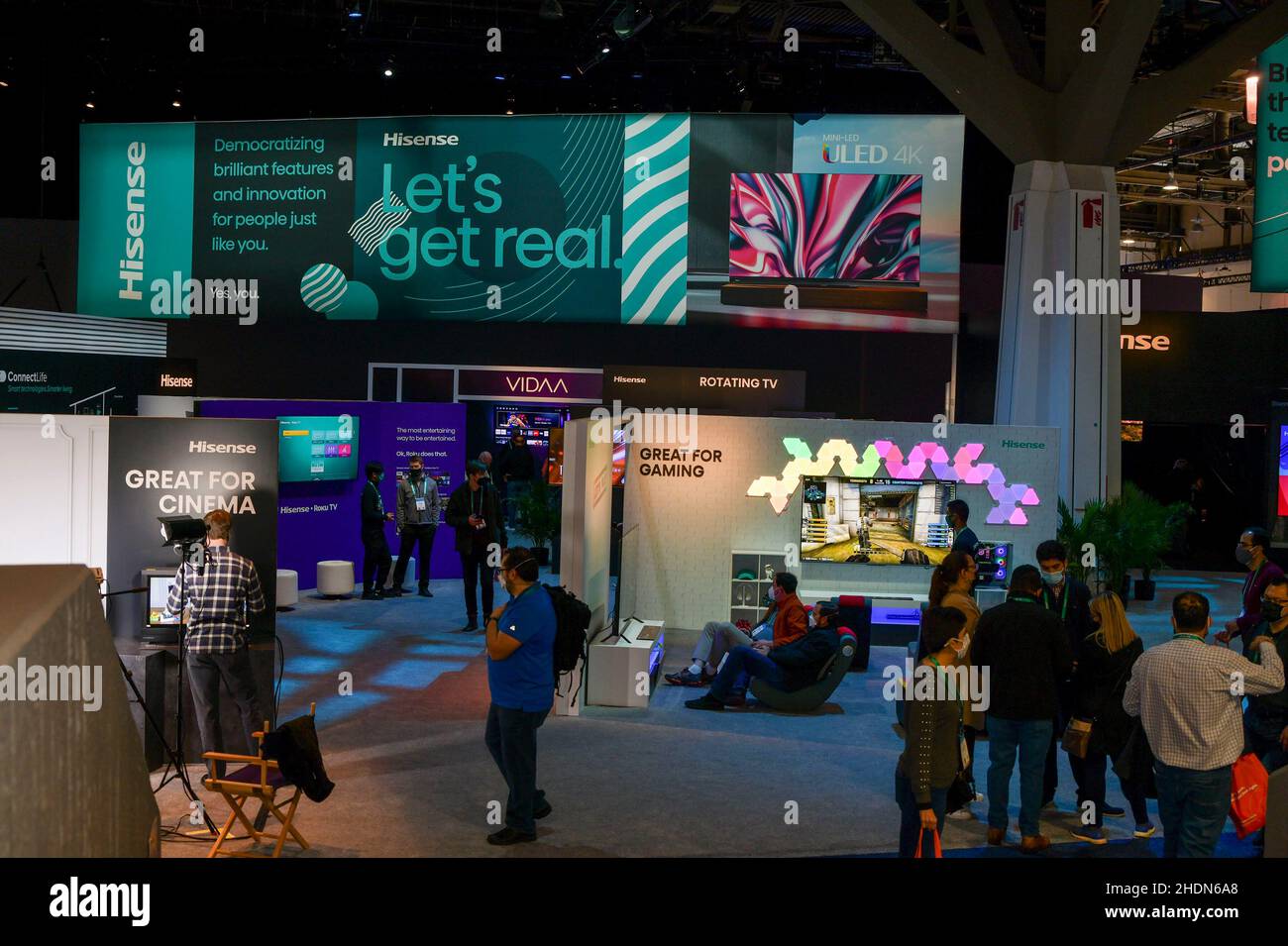 Hisense 2022 hi-res stock photography and images - Alamy