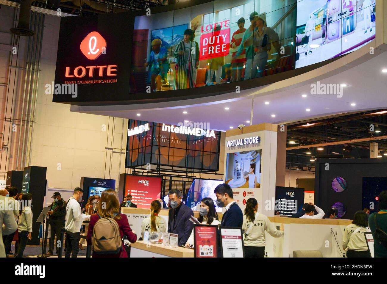 Las Vegas, NV, USA. 6th Jan, 2022. The Lotte Data Communication booth ...