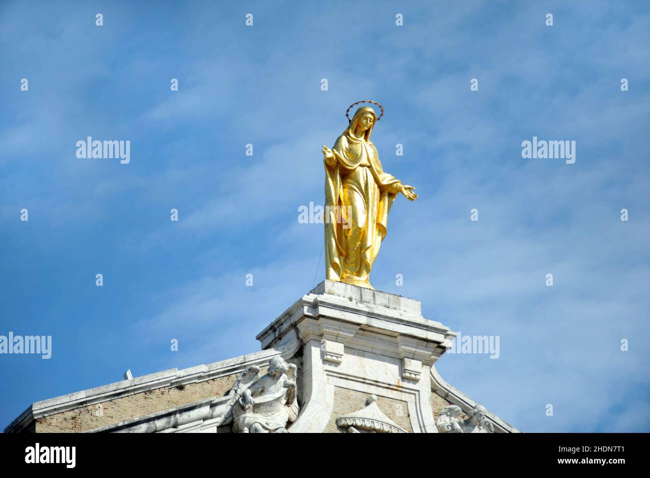 mary statue, basilika santa maria degli angeli, mary statues Stock ...