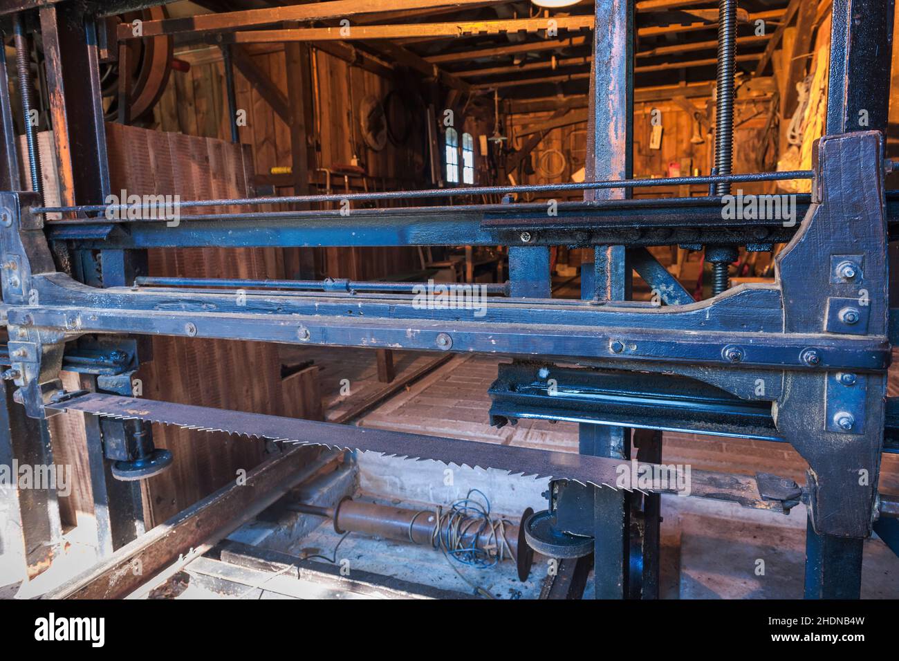 Frame saw hi-res stock photography and images - Alamy