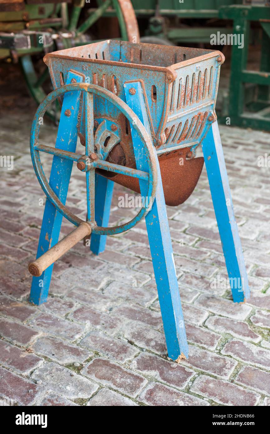 Chaff separator hi-res stock photography and images - Alamy