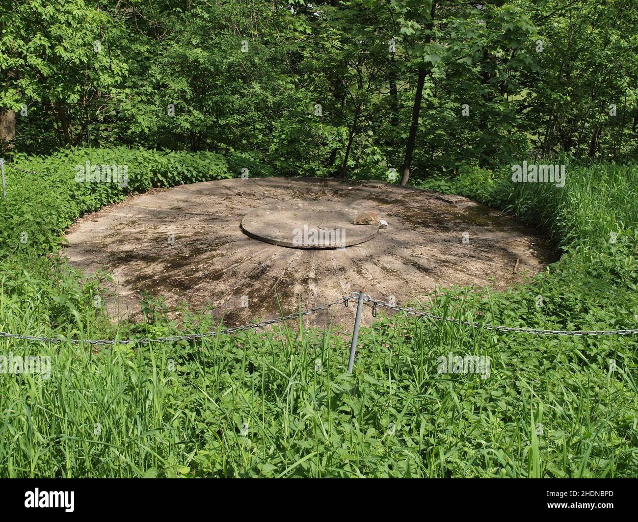 Drainage covers hi-res stock photography and images - Alamy