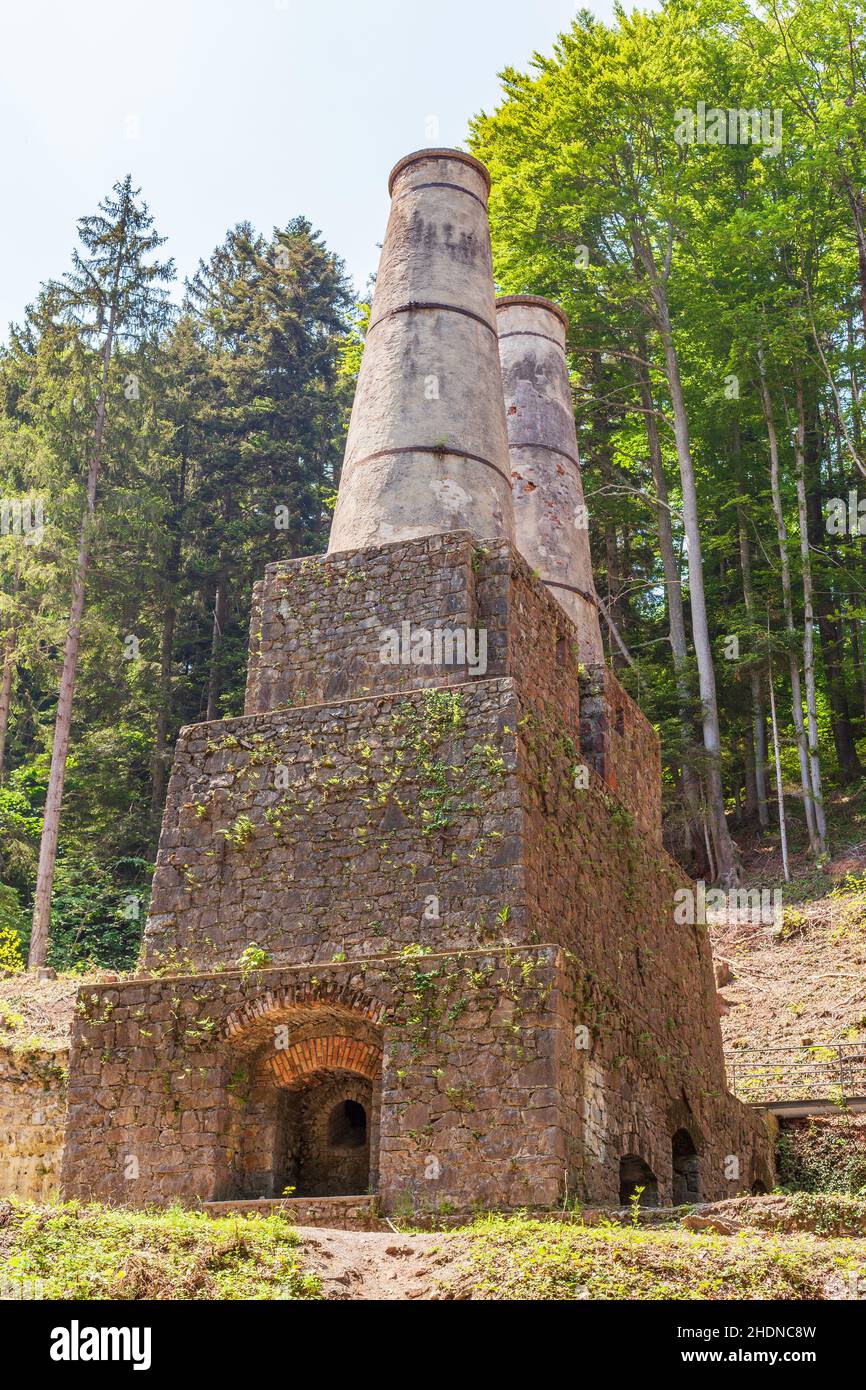 Industrial monuments hi-res stock photography and images - Alamy