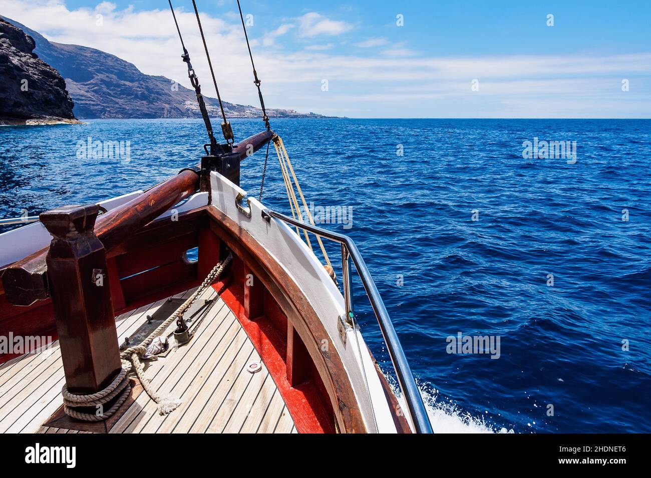 boat tour, cruise ship, boat tours, cruise ships Stock Photo - Alamy