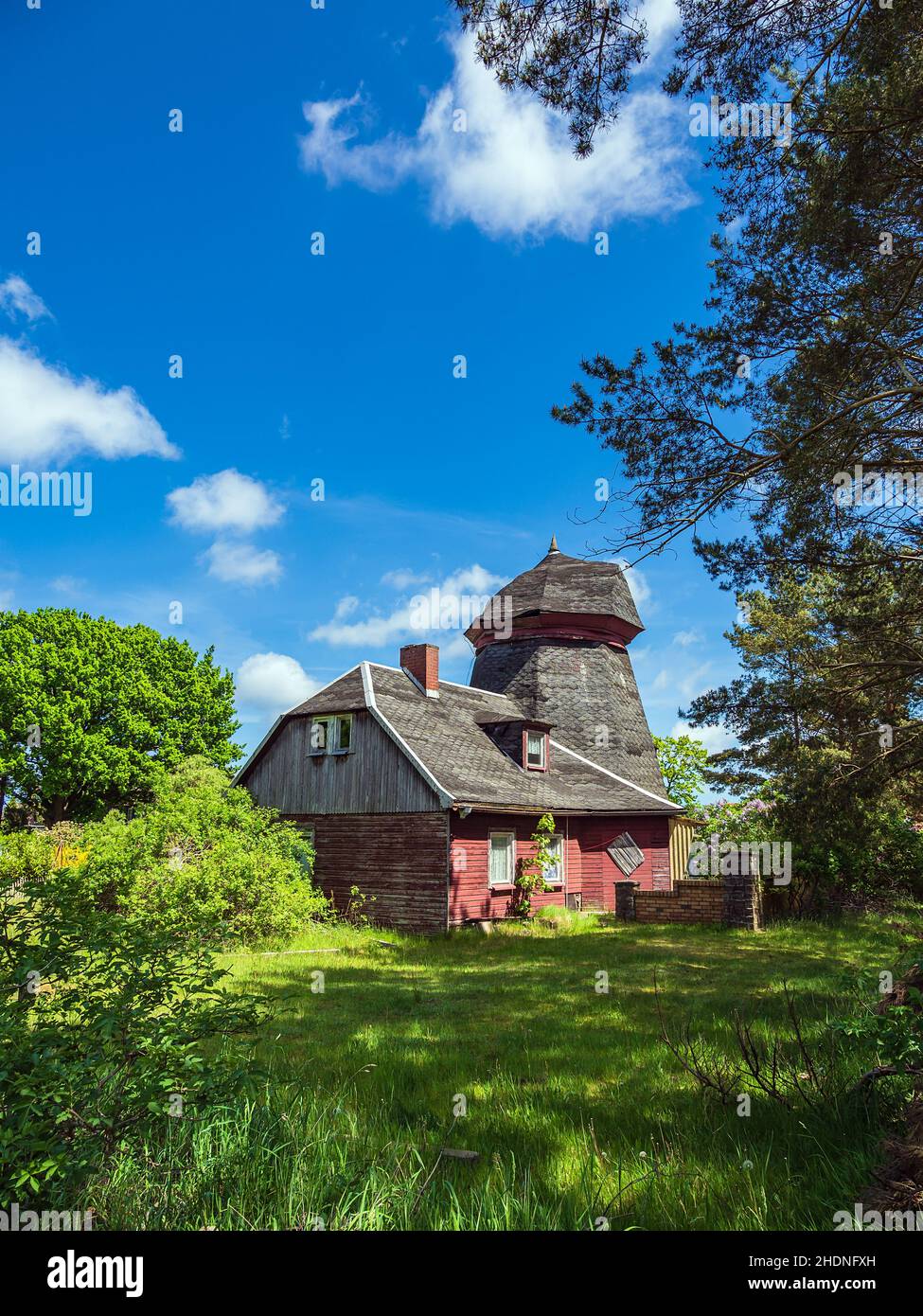 mill, slate roof, mills, slate roofs Stock Photo - Alamy