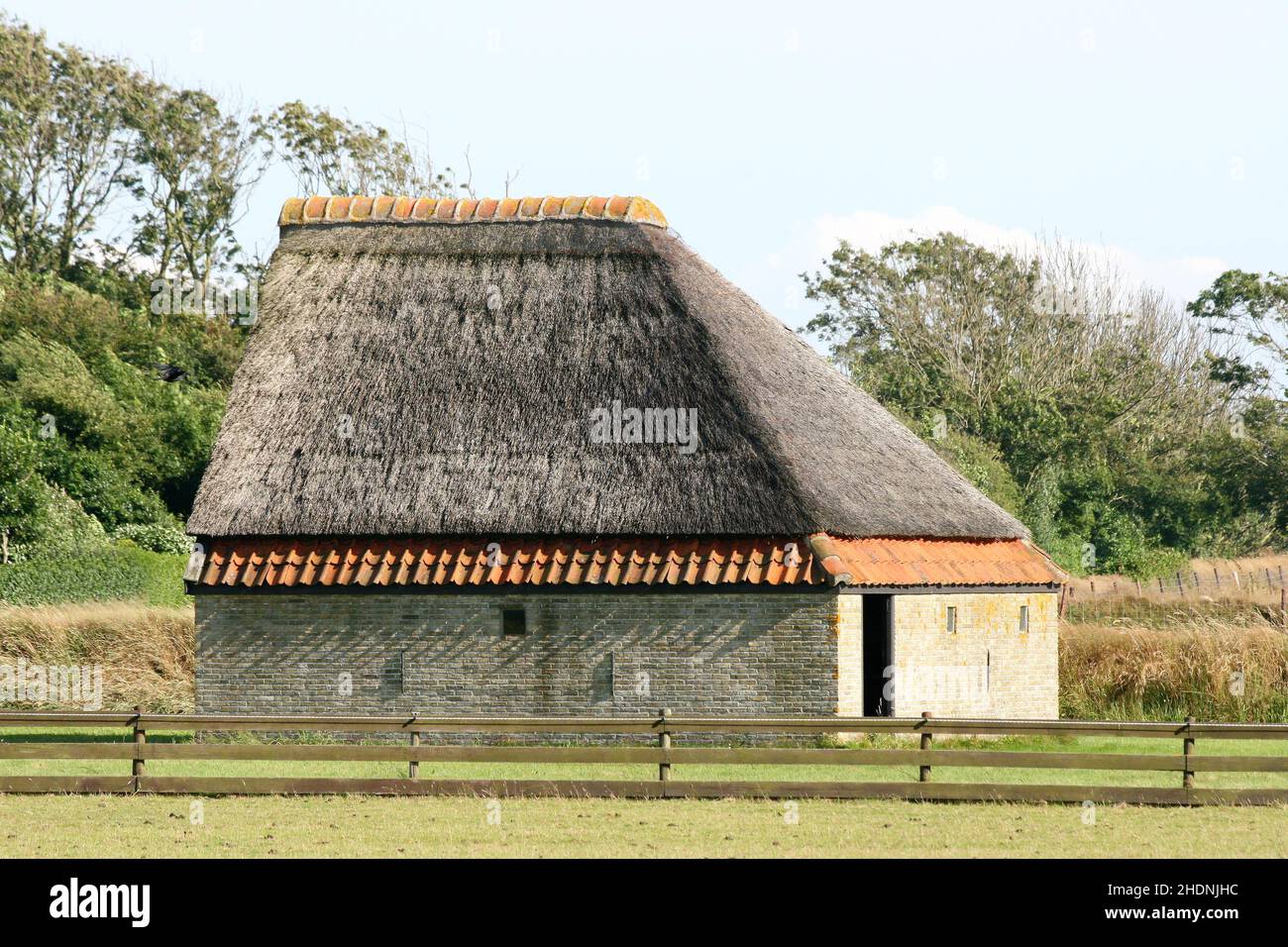 thatch roof, sheep barn, thatch roofs Stock Photo - Alamy