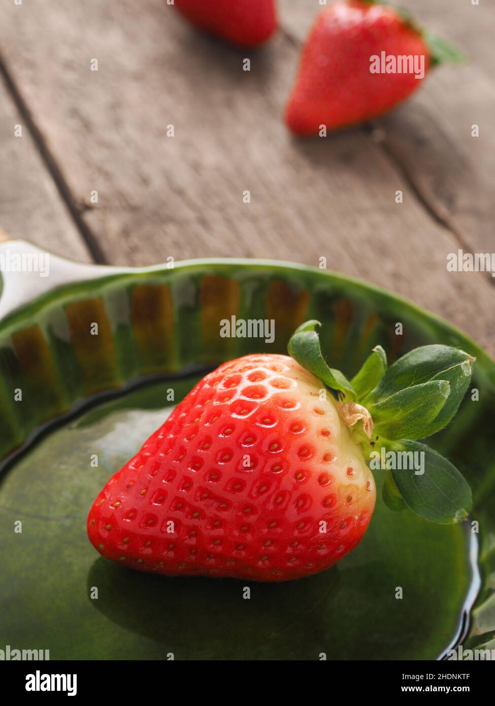 Strawberry peels hi-res stock photography and images - Alamy