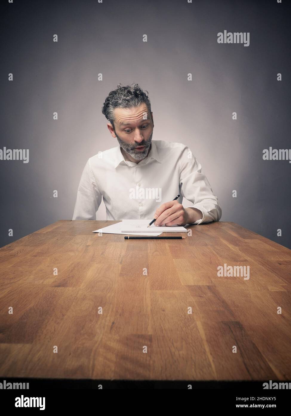 man, ideas, idea, desk, guy, men, brainstorming, desks Stock Photo - Alamy